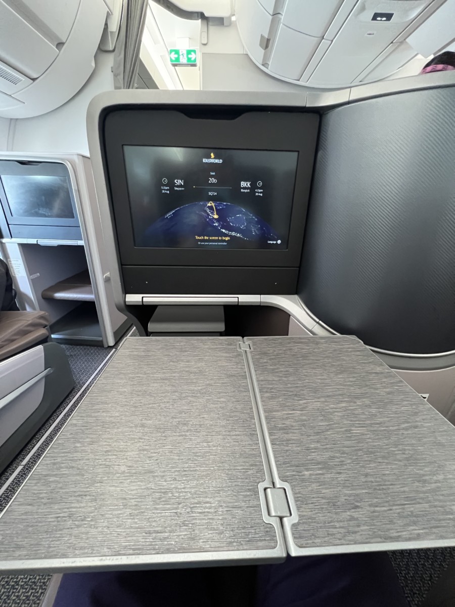 Review Singapore Airlines Airbus A350-900 Business Class Singapore SIN ...