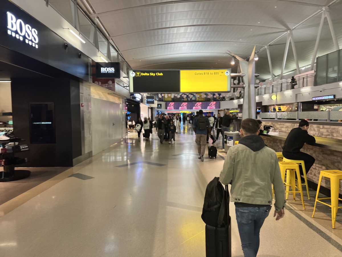 Review Delta Sky Club New York JFK, Terminal 4 – Concourse B near Gate ...