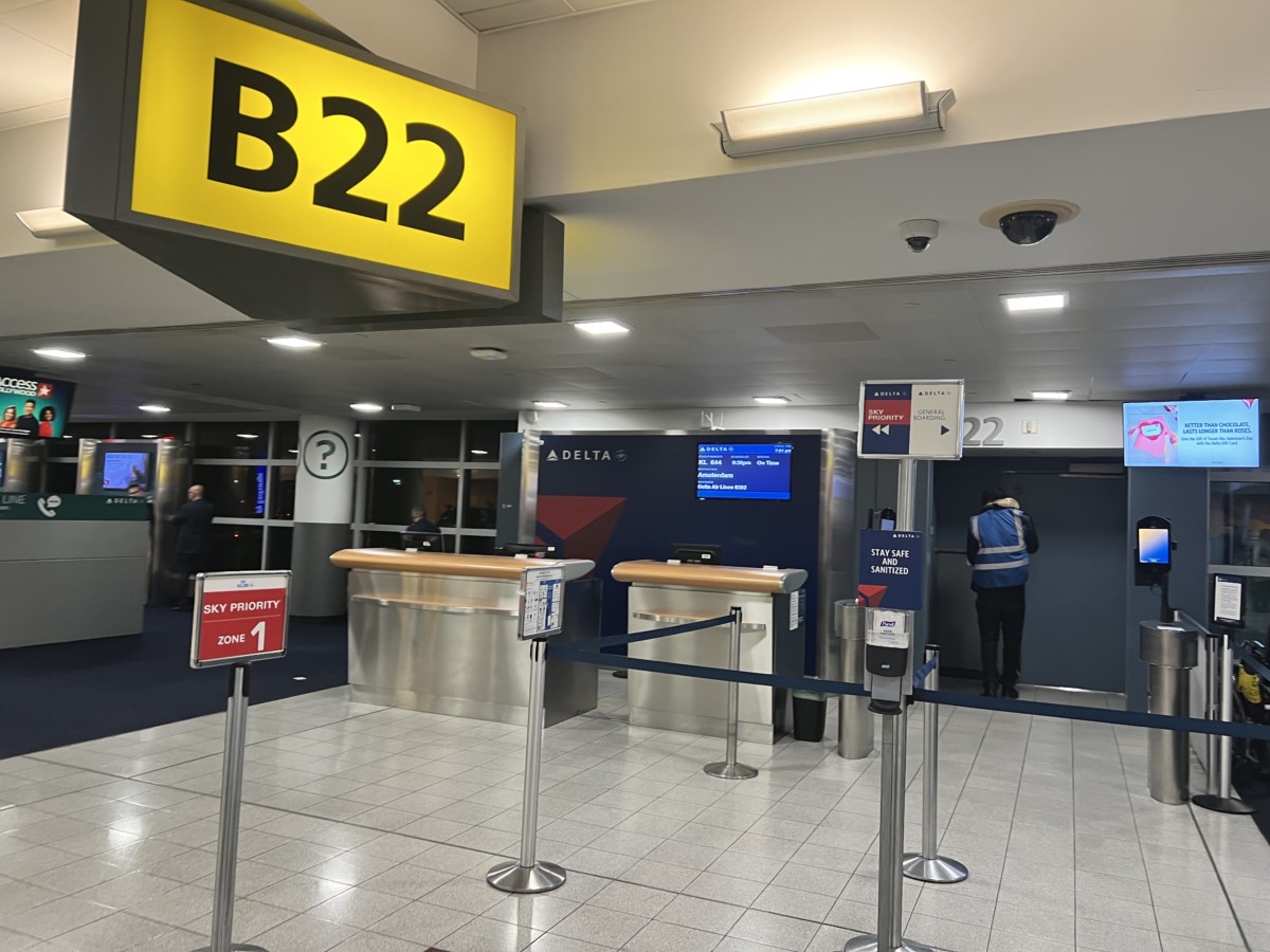 Review Delta Sky Club New York JFK, Terminal 4 – Concourse B near Gate ...