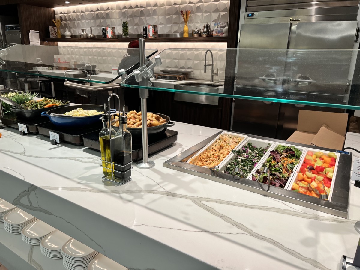 Review Delta Sky Club New York JFK, Terminal 4 – Concourse B near Gate ...