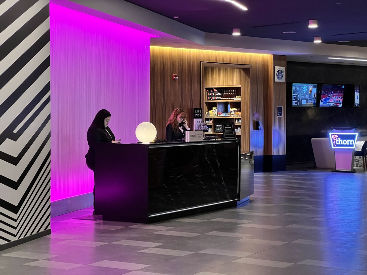 Review The Rose Hotel Chicago O’Hare ORD, Tapestry Collection by Hilton ...