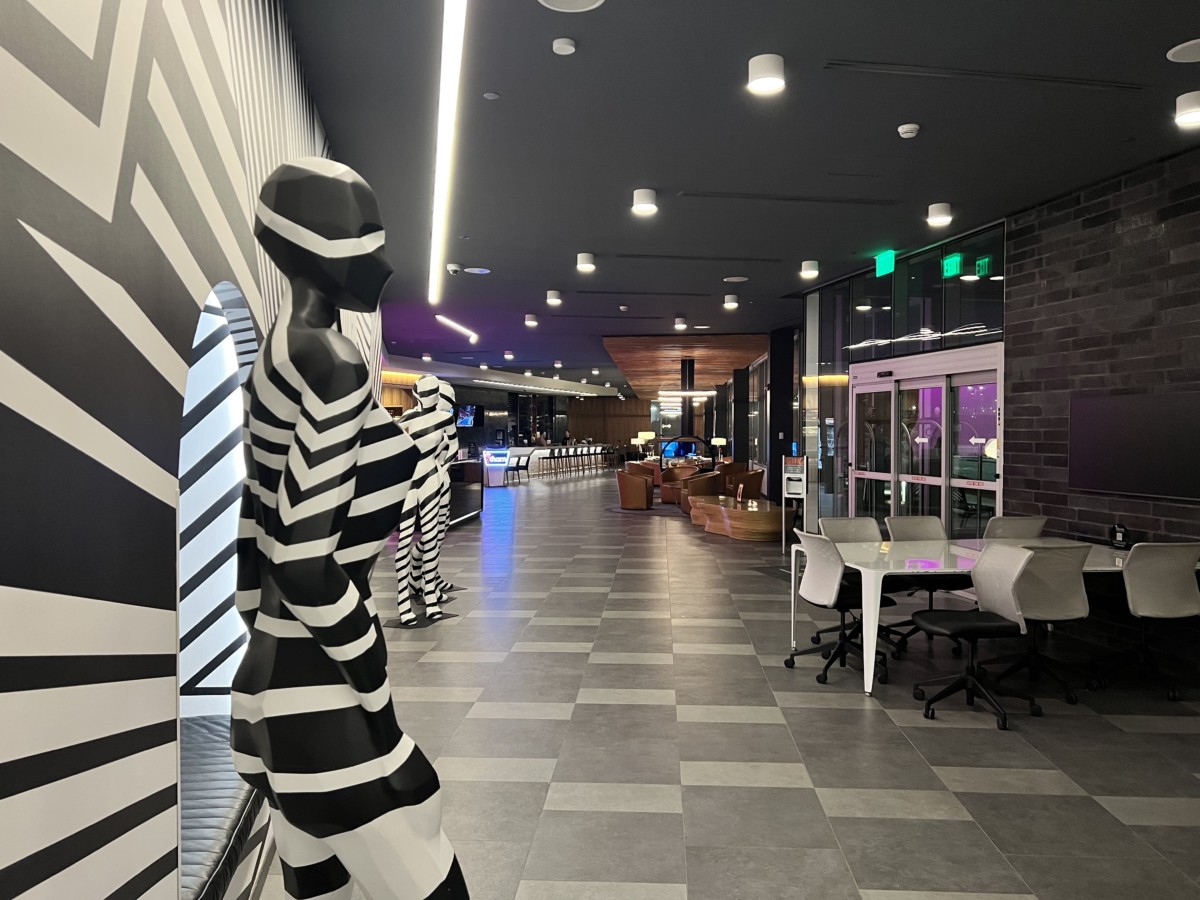 Review The Rose Hotel Chicago O’Hare ORD, Tapestry Collection by Hilton ...