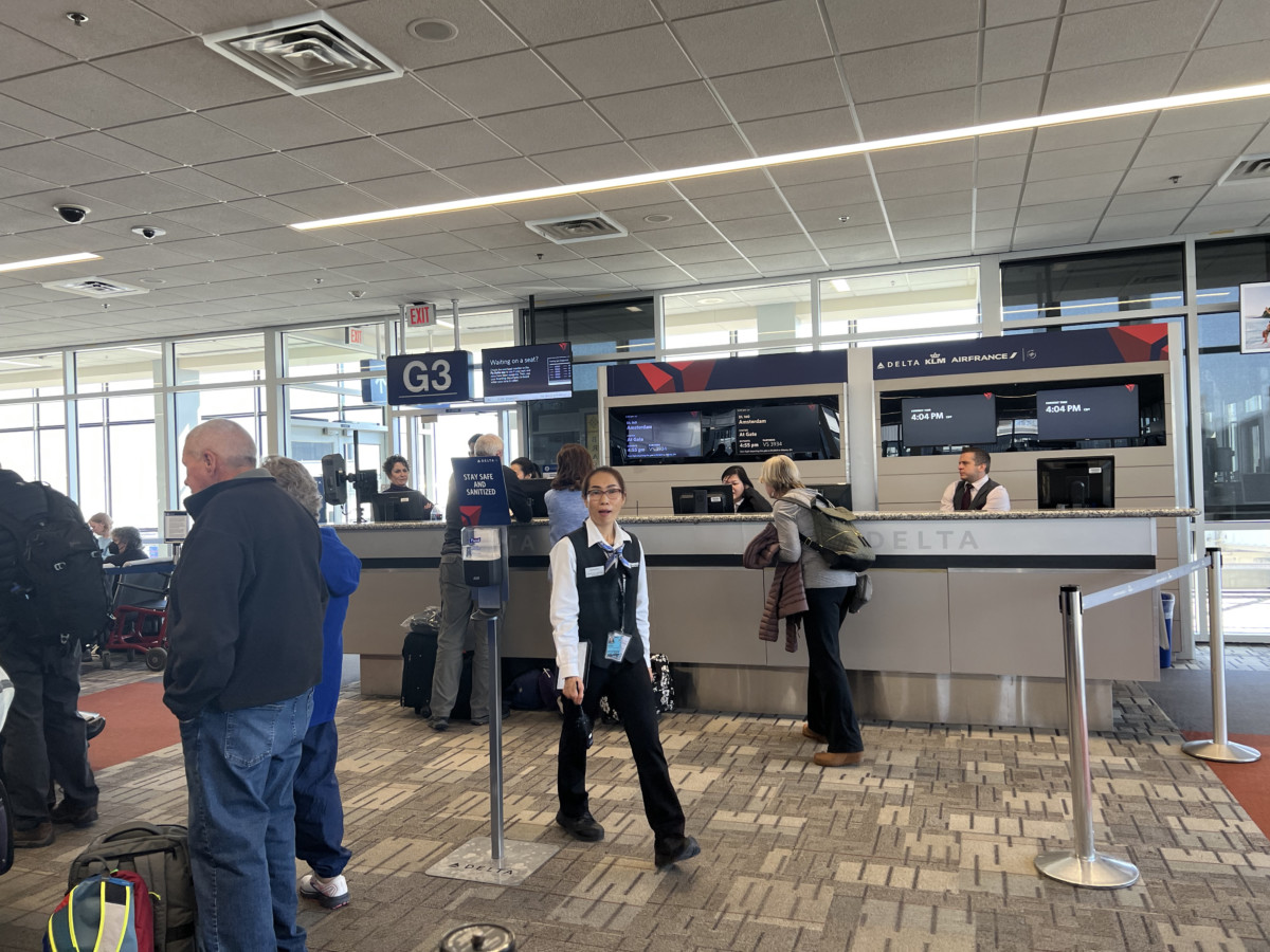 Review Delta Sky Club Minneapolis MSP, Terminal 1 Concourse G SkyMiles ...