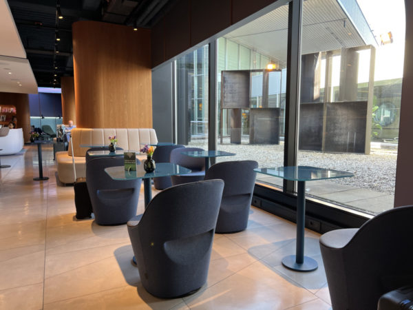 Review: Privium ClubLounge West Schiphol - InsideFlyer