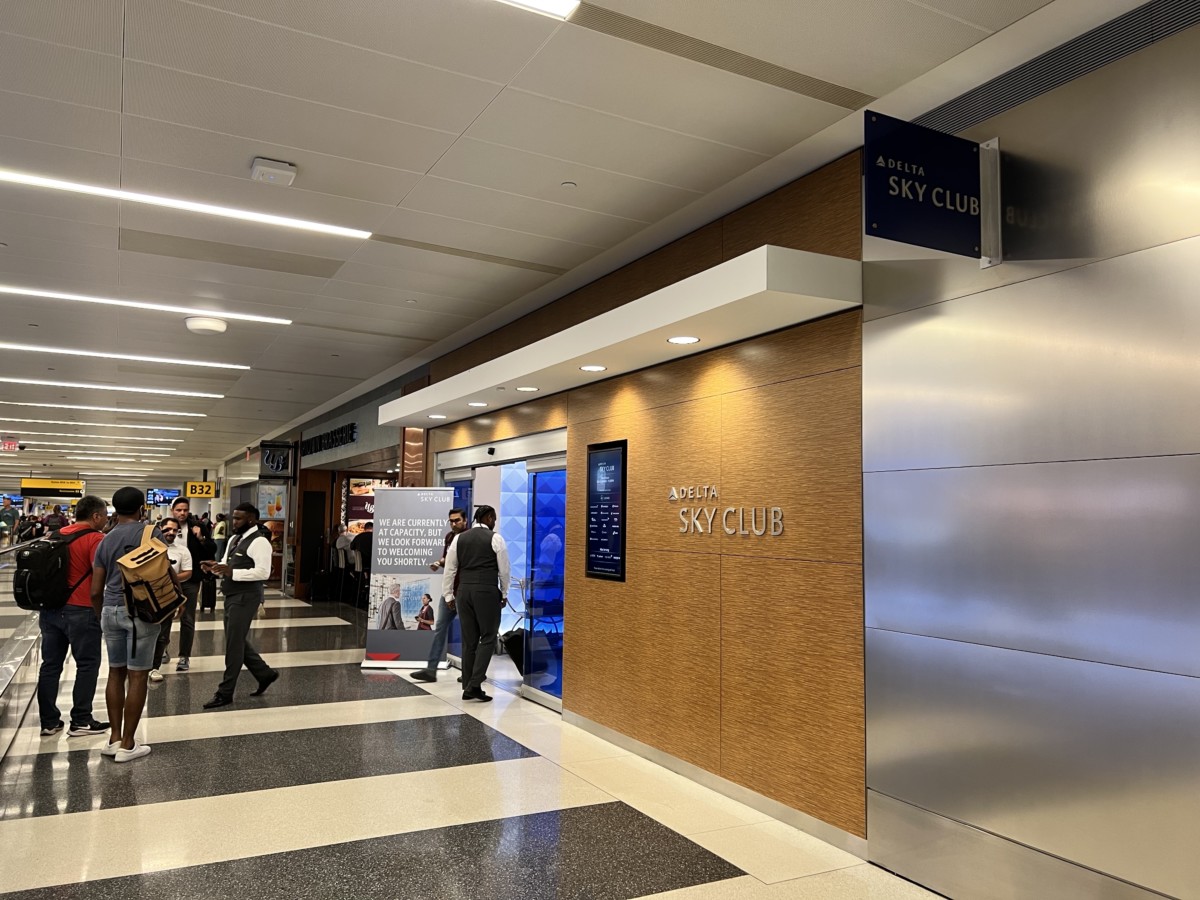 Review Delta Sky Club New York JFK, Terminal 4 – Concourse B near Gate ...