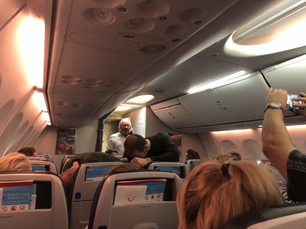 InsideLook: TUI Fly Boeing 737 MAX 8 | PH-TFT - InsideFlyer