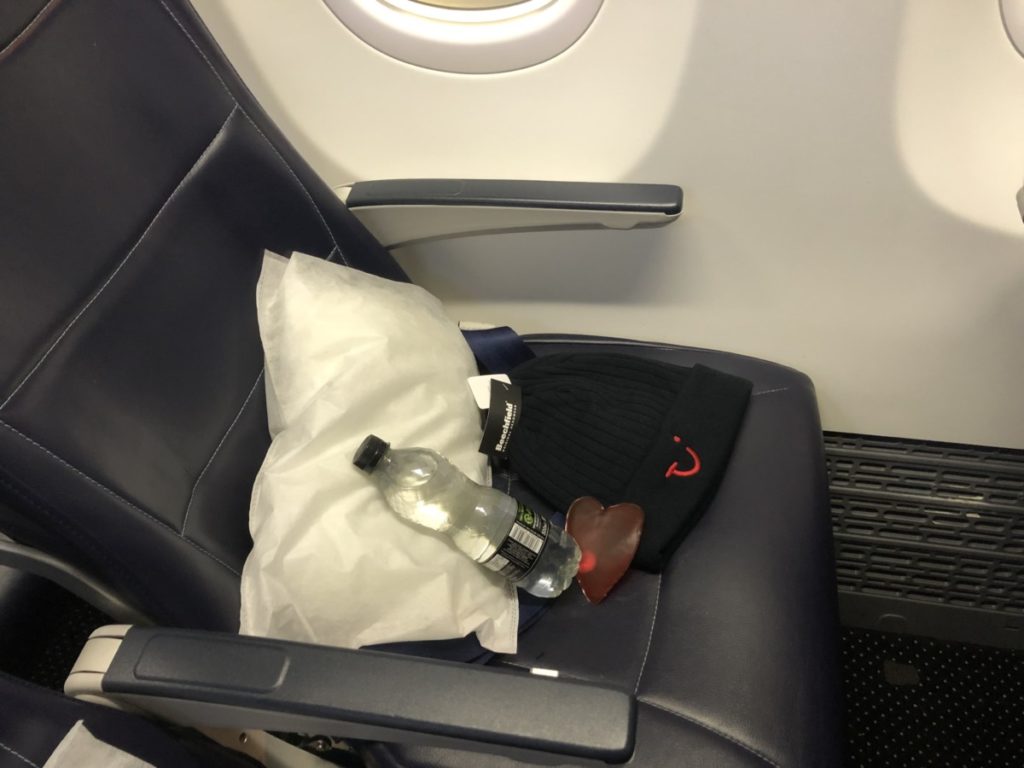 InsideLook: TUI Fly Boeing 737 MAX 8 | PH-TFT - InsideFlyer