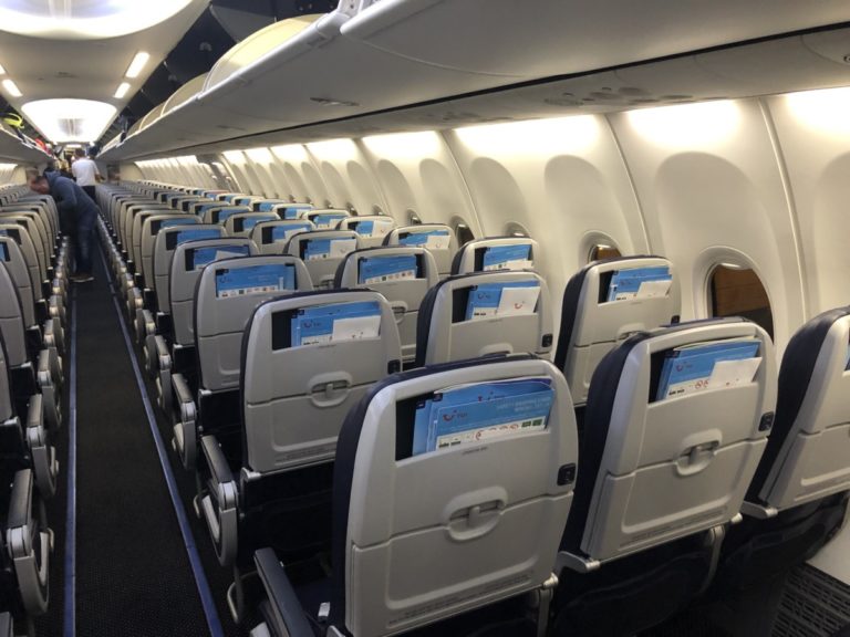 InsideLook: TUI Fly Boeing 737 MAX 8 | PH-TFT - InsideFlyer