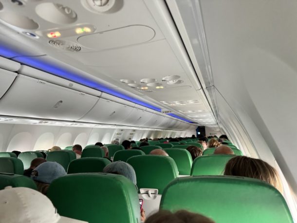 Review: Transavia Economy Class | Casablanca naar Amsterdam Boeing 737 ...