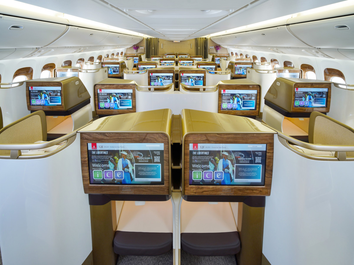 Dit is de nieuwe Emirates Business & Premium Economy Class in de Boeing ...