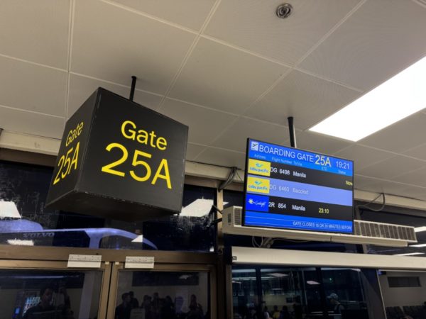 Review: Cebu Pacific Economy Class | Cebu - Manilla | ATR 72-600 ...