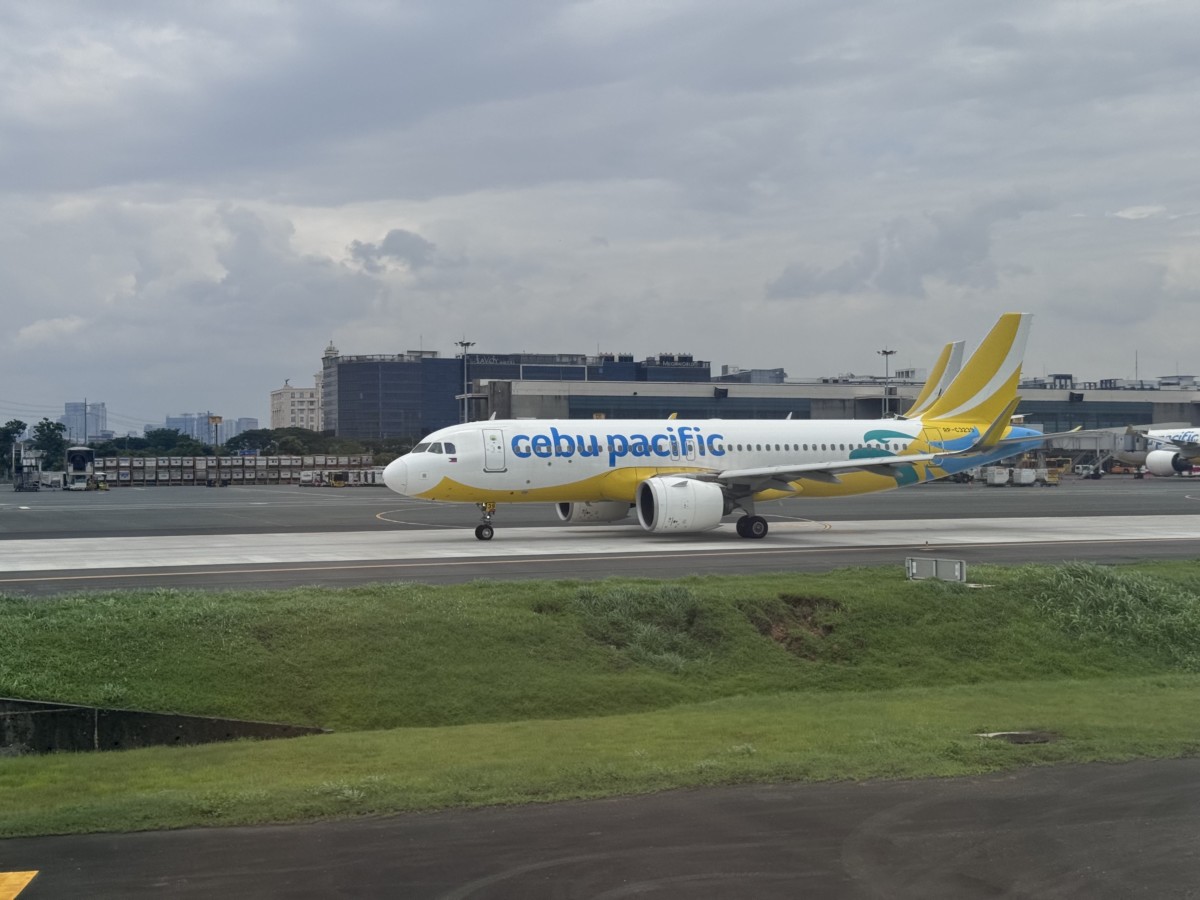 Review: Cebu Pacific Economy Class | Manilla - Tagbilaran | Airbus ...