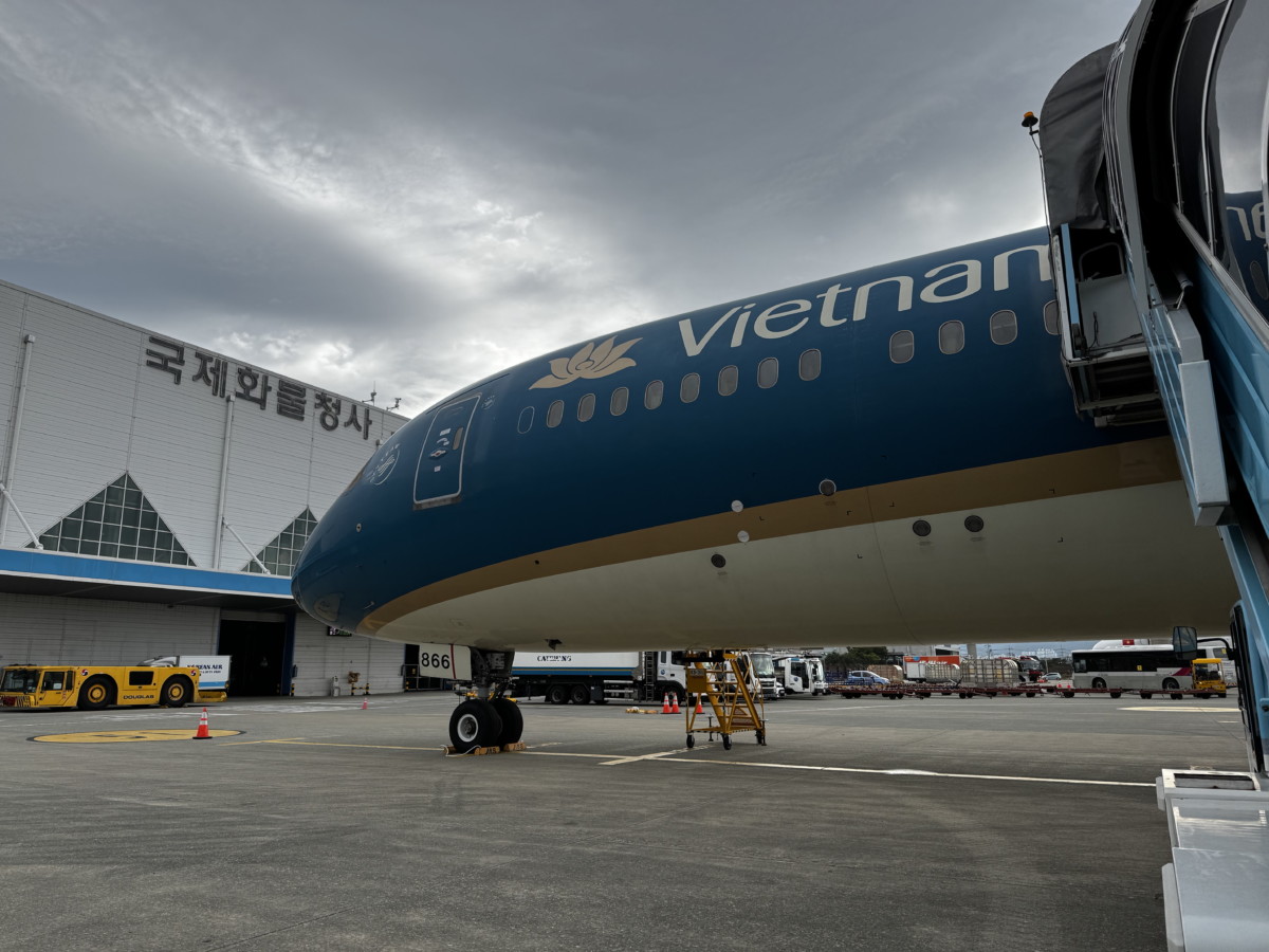 Review: Vietnam Airlines Business Class | Boeing 787-9 Dreamliner ...